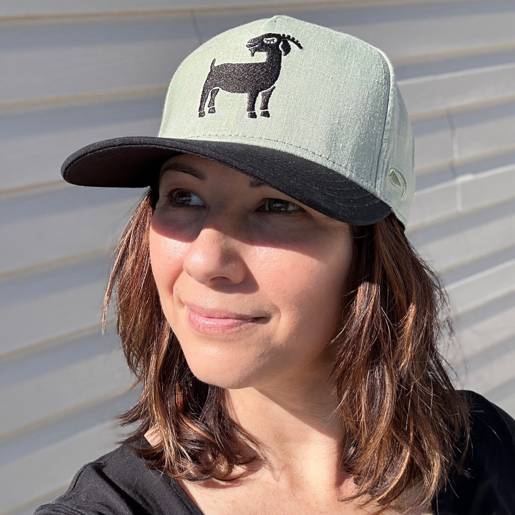 Canada's Vegan Fashion & Lifestyle Boutique – The Grinning Goat